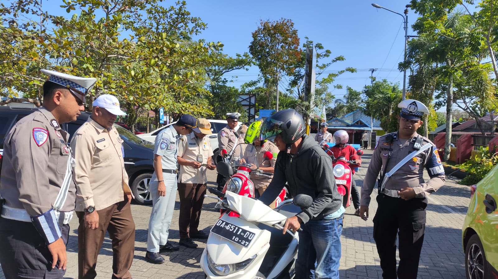 UPPD Rantau Gelar Sosialisasi Kepatuhan Pajak Kendaraan Bermotor bersama Polres Tapin dan Jasa ...